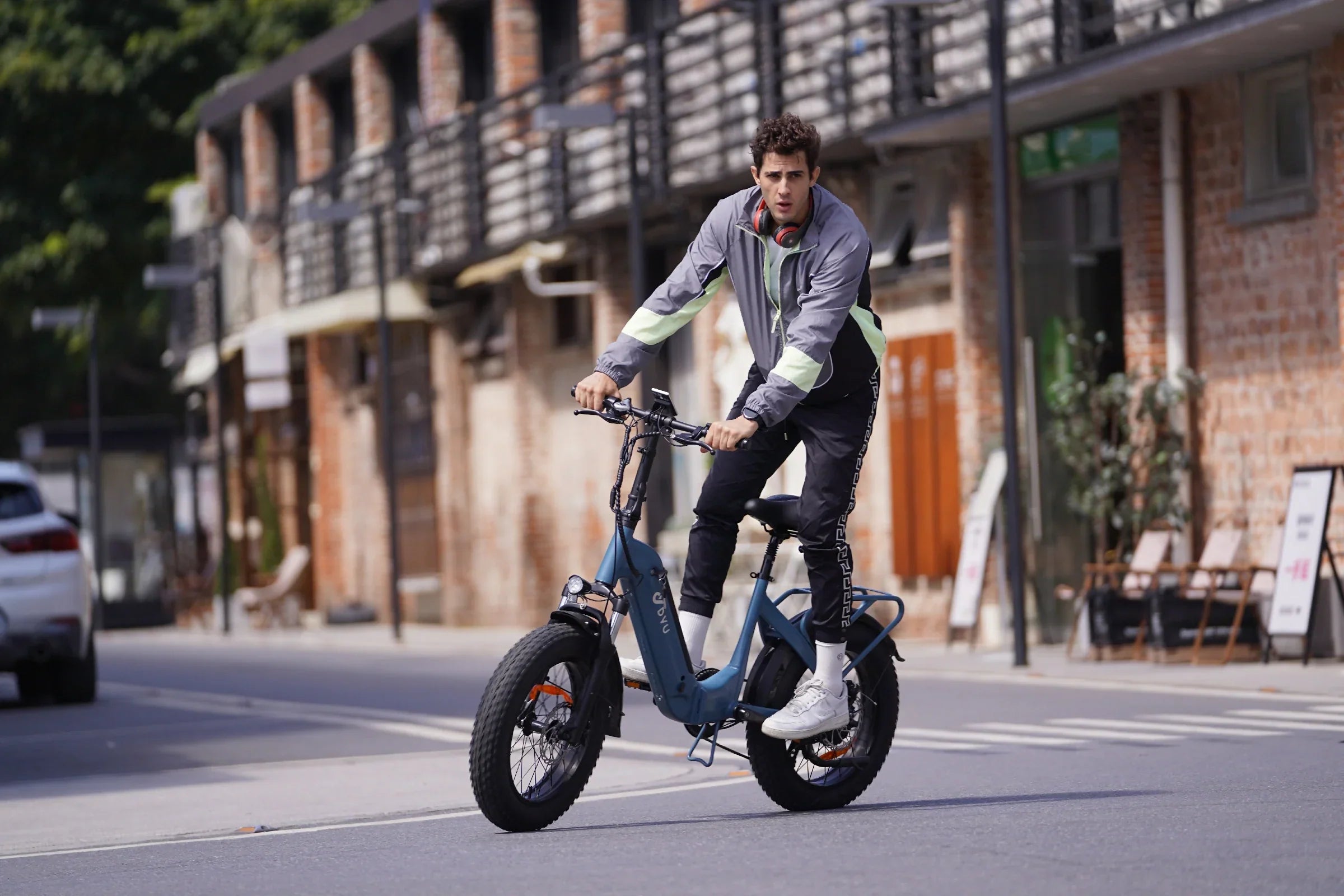 Fat-Tire E-Bike Packing Guide for EU Weekends – DYU